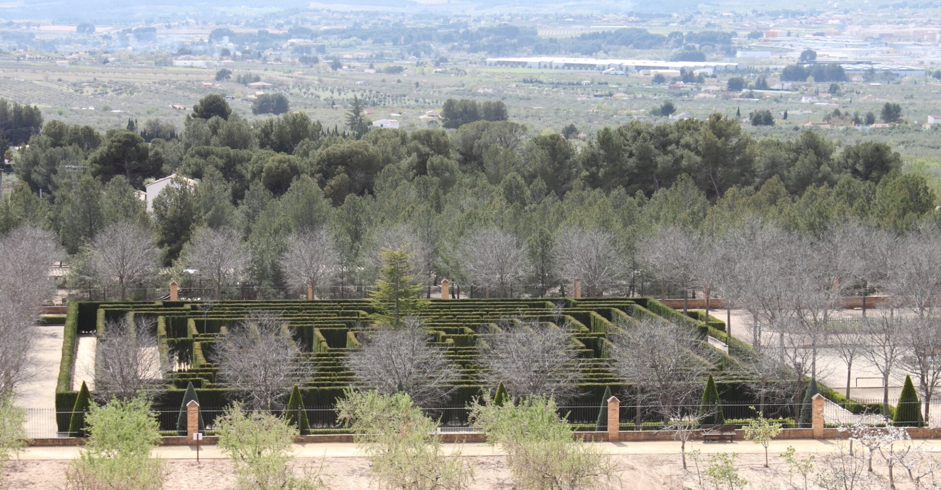 NUEVO HORARIO DEL LABERINTO VEGETAL DE CASA TÁPENA - Alicantenatura